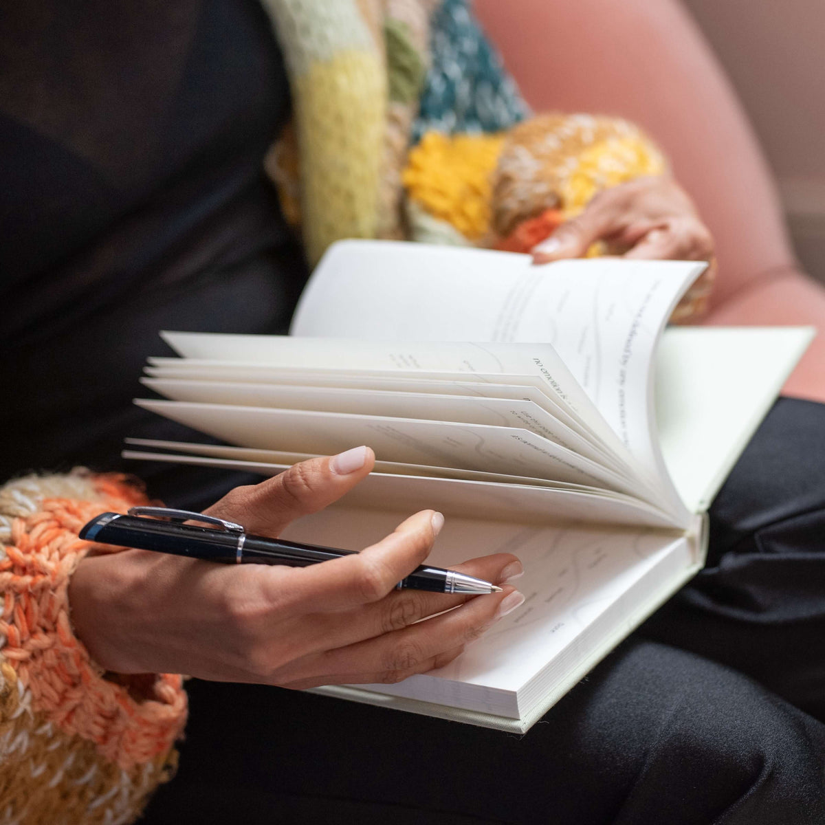 The Give Yourself Kindness Journal (*Expert Recommended)
